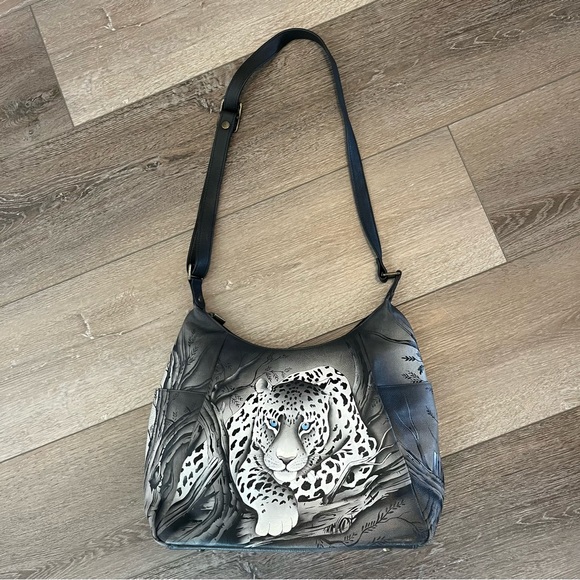 Anuschka | Bags | Anushka Multi Pocket Hobo African Leopard Handbag ...
